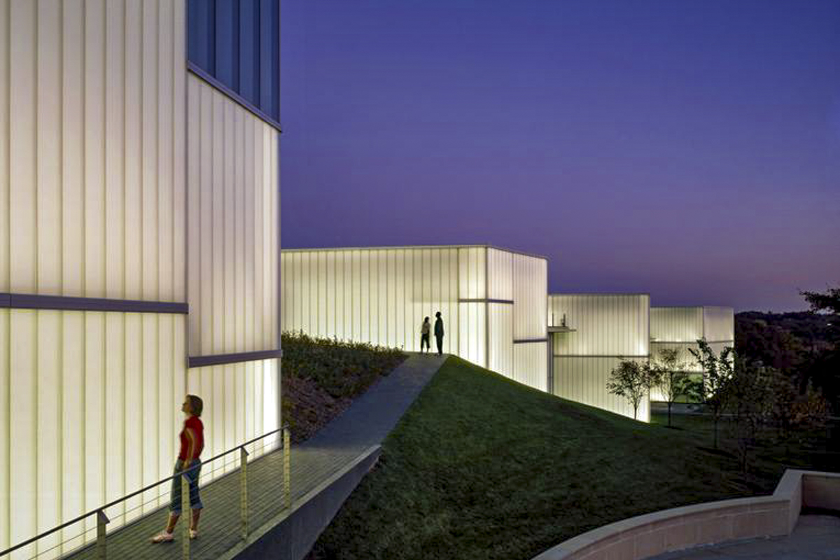 Mainly Museums - The Nelson-Atkins Museum of Art: Kansas City’s Crown Jewel